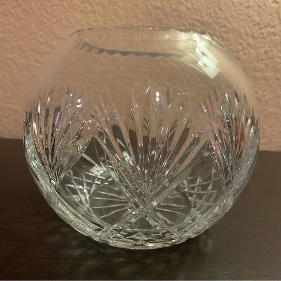 Accents | Beautiful Glass Crystal Rose Bowl With Palm Leaf Cut Design ...